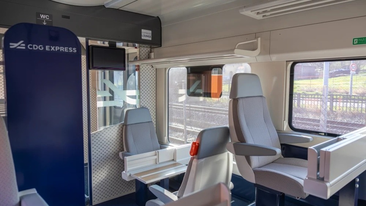 Lounge, wifi, chef de bord et un ticket à 25 euros : retour sur la ...