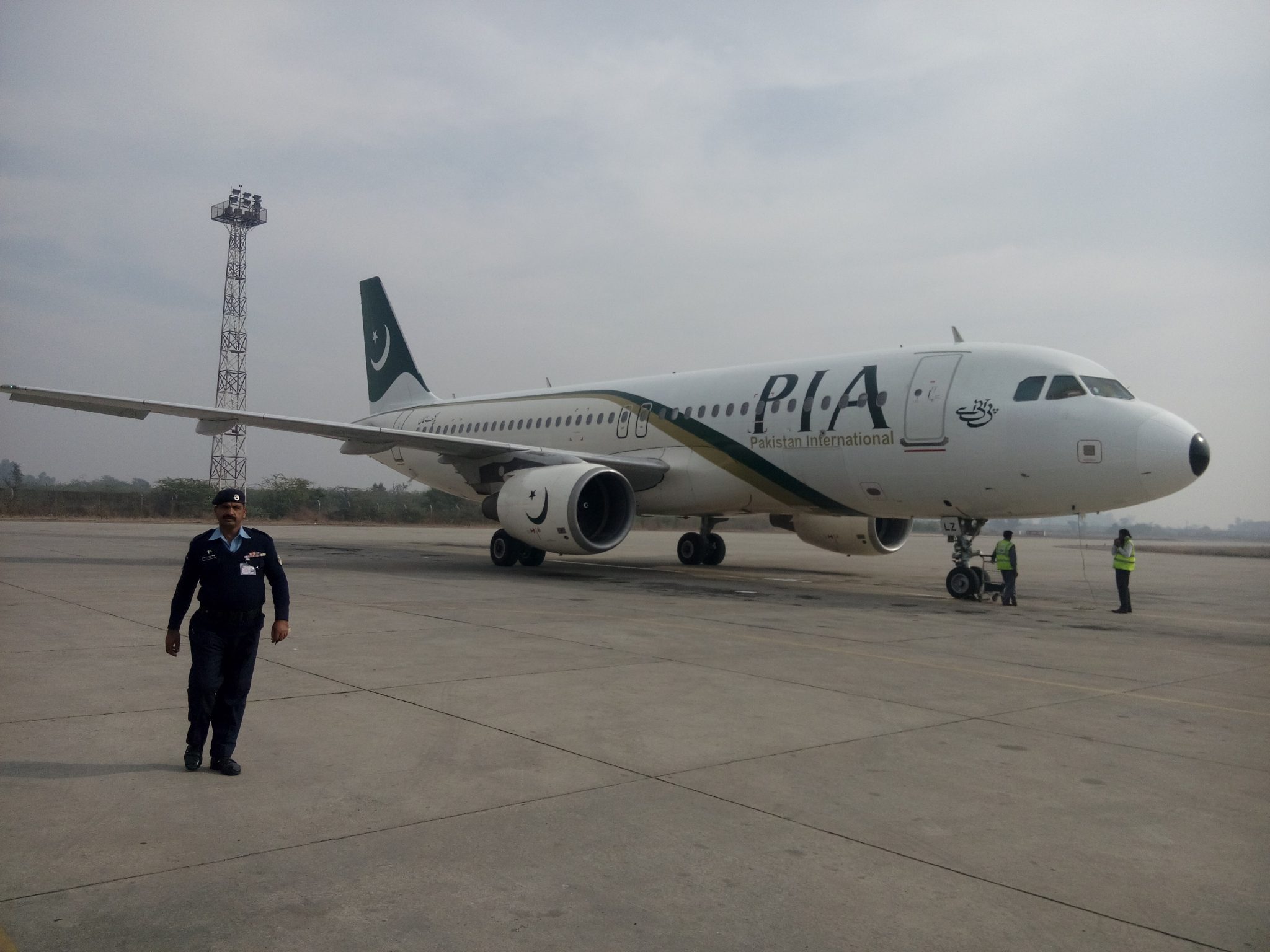 Le crash de Pakistan International Airlines en vidéos | Air Journal