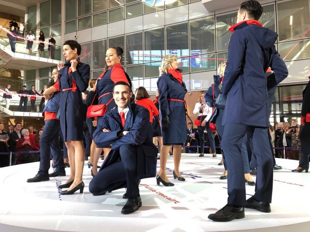 Nouvelles tenues pour les personnels de Paris Aéroport | Air Journal