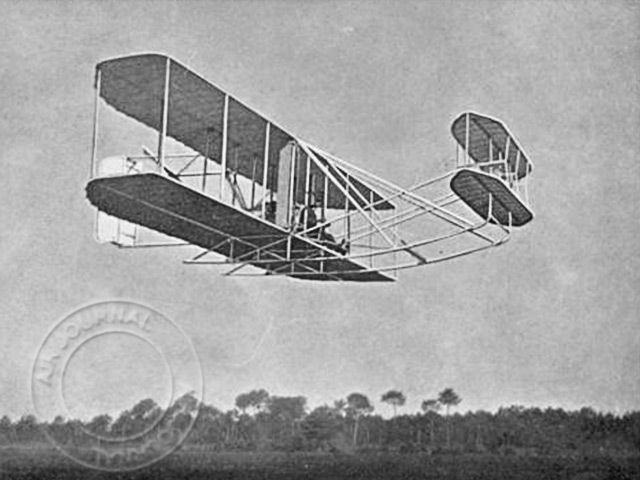 Le 4 septembre 1908 dans le ciel : Wilbur Wright fait un vol de 2,5 km ...