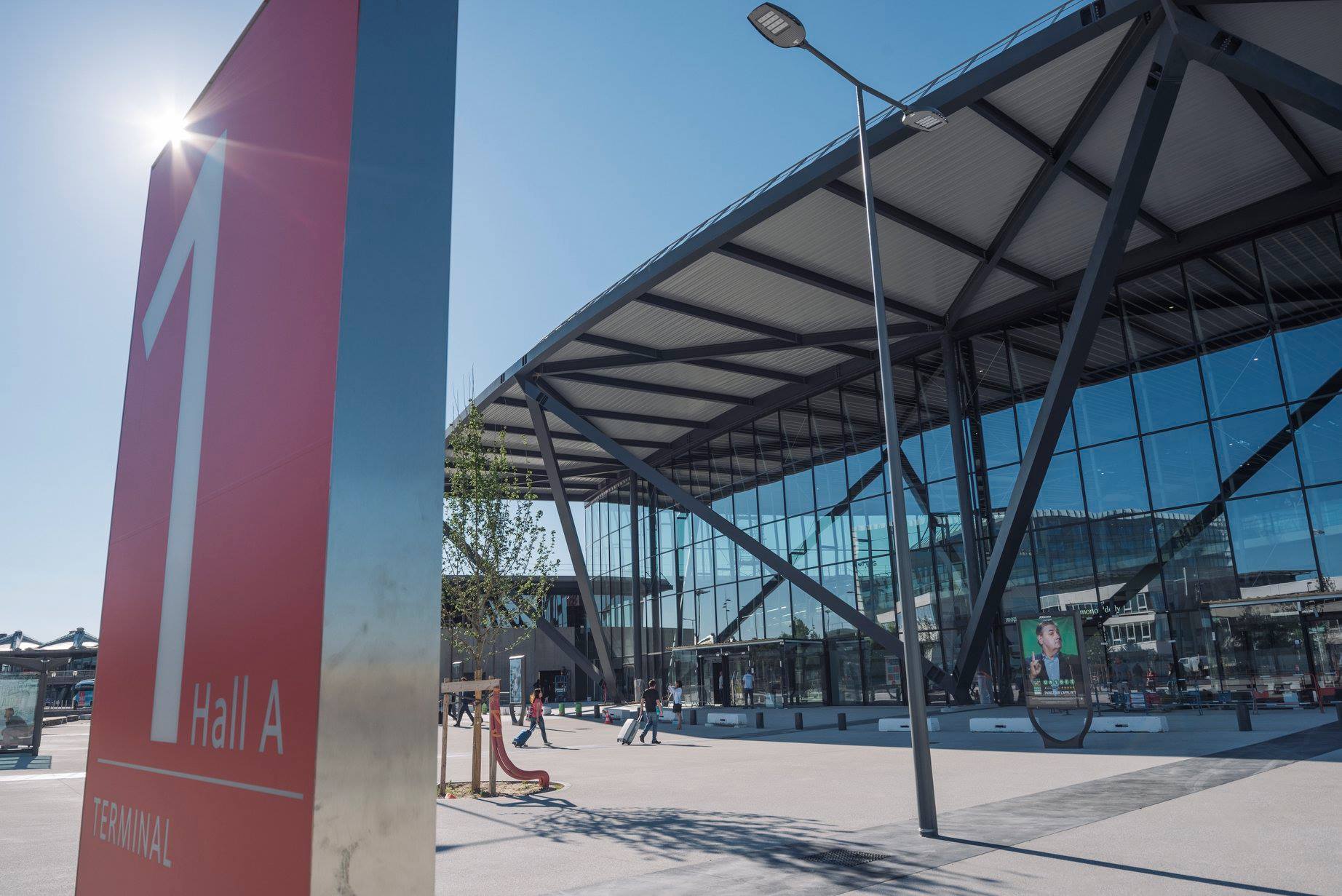 Lyon-Saint Exupéry, meilleur aéroport européen dans la catégorie 10 à ...
