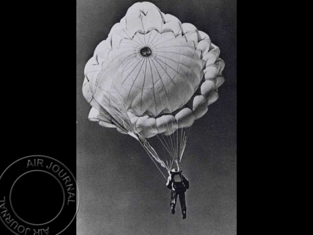 Le 1 mars 1912 dans le ciel : Albert Berry effectue le premier saut en ...