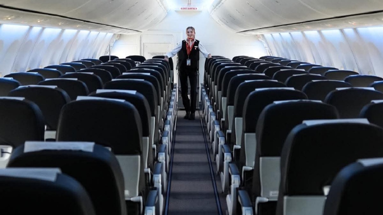 La compagnie canadienne Air Inuit met en service un 737‑800NG « combi ...