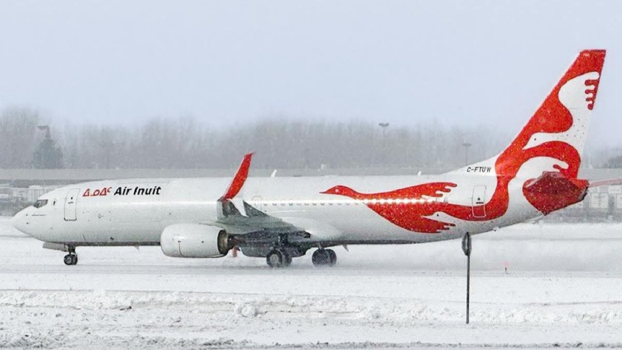 La compagnie canadienne Air Inuit met en service un 737‑800NG « combi ...