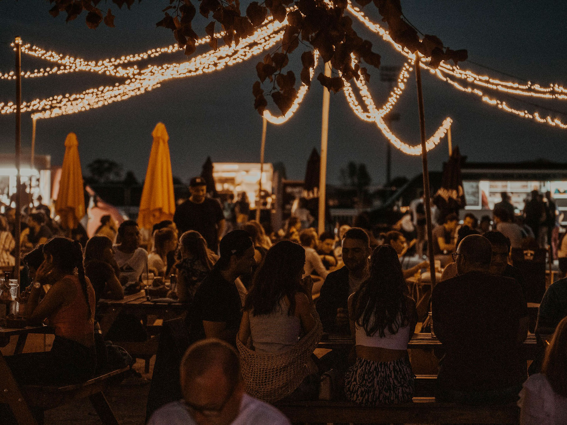 Divertissement : la guinguette Poney Club s’installe à Toulouse-Blagnac ...