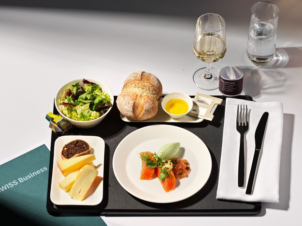 SWISS : nouveaux menus en Première et Affaires avec des plats du ...