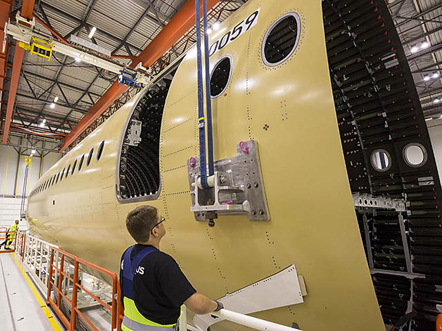 L’assemblage du fuselage de l’Airbus A350-1000 commence | Air Journal