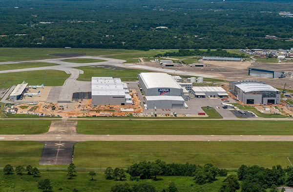 Boeing 777X d’Emirates, Airbus A220 en FAL aux USA | Air Journal