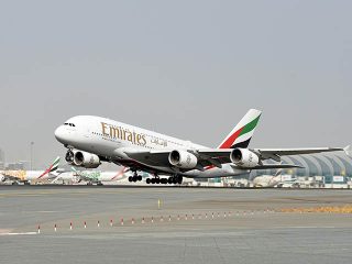 Boeing 777X d’Emirates, Airbus A220 en FAL aux USA | Air Journal