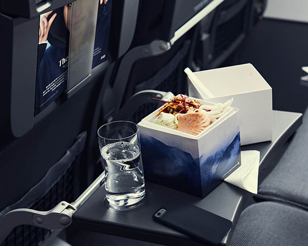 SAS Scandinavian Airlines met ses menus en cube | Air Journal