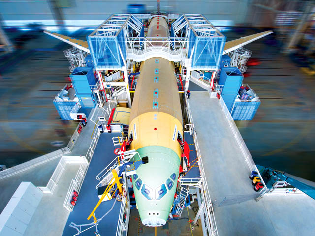 Airbus inaugure la ligne d’assemblage de l’A350 | Air Journal