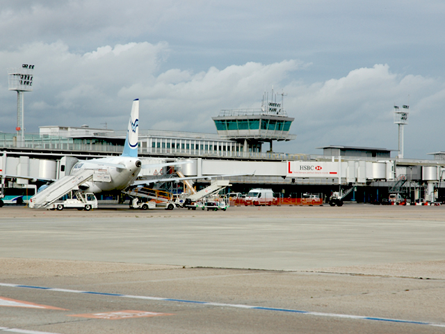 Grèves en vue à Orly et Barcelone | Air Journal